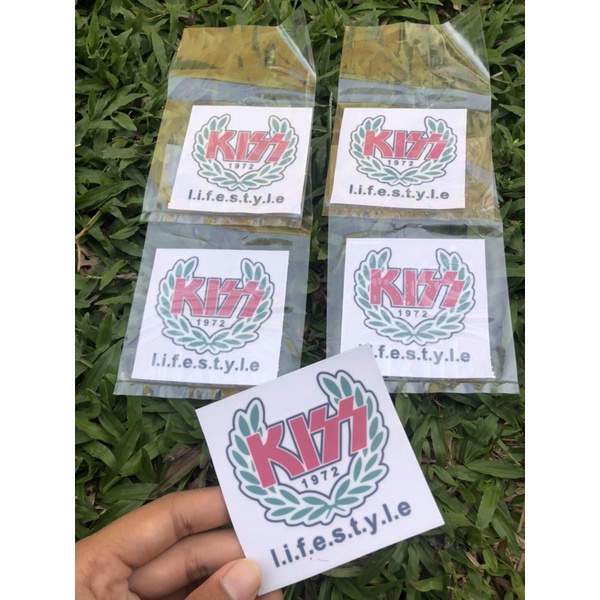 sticker Kiss Tampal Dalam Roadtax | Shopee Malaysia