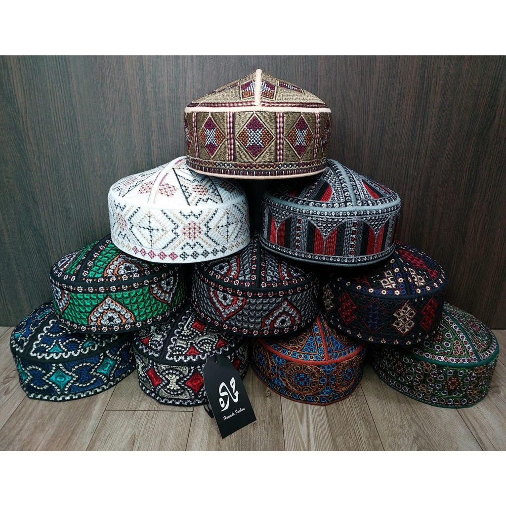 Peci PAKISTAN HAMADA Exclusive BOX PACKAGING/ Full Embroidered Peci ...