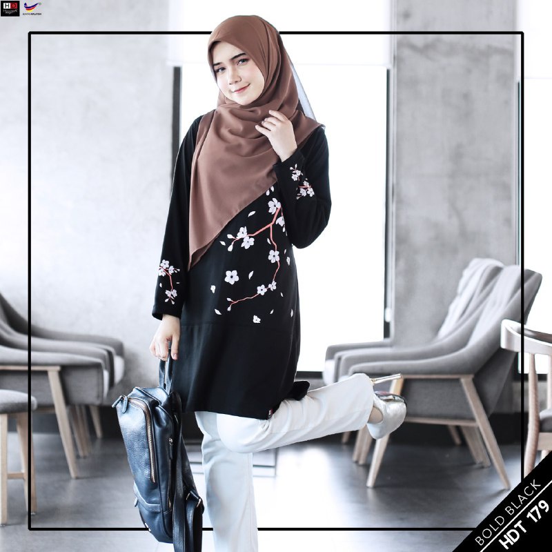 [Defect] Tshirt Muslimah Humaira Design Sakura Blossom Bloom | Shopee ...