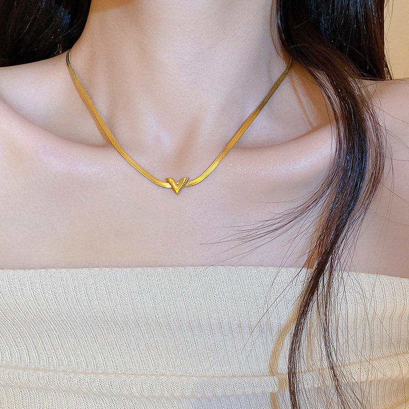 18K Gold Flat Snake Chain Letter V Titanium Steel Necklace Colorfast ...