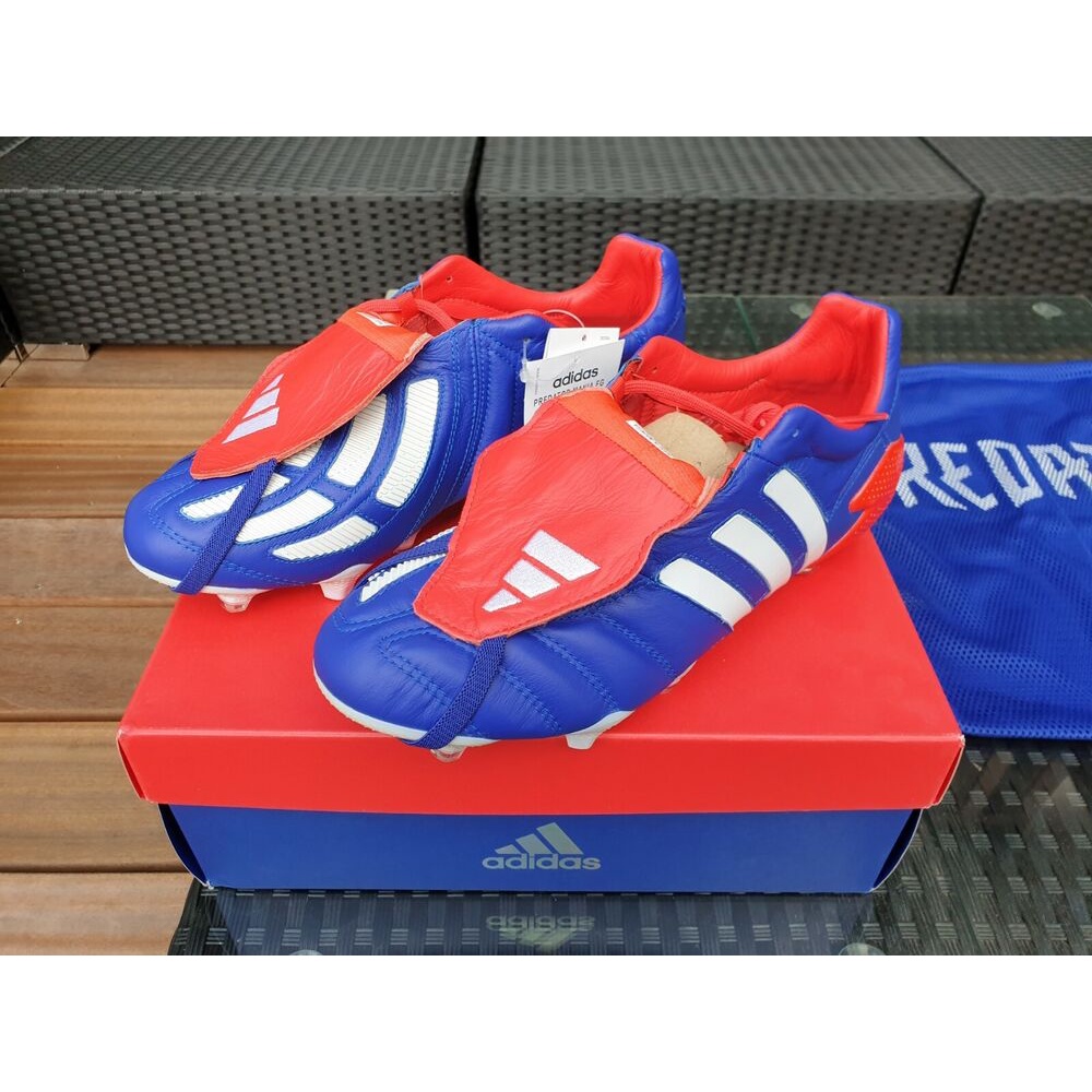 Kasut Bola Sepak Predator Mania Accelerator FG Black Remake Soccer ...