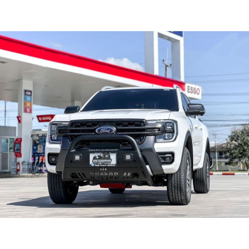 [NEW ARRIVAL] FORD RANGER T9 2023 OUTLANDER NUDGE BAR WITH LED LIGHT ...