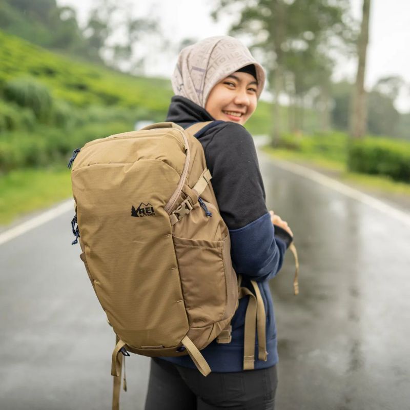 Rei COOP USA RUCKPACK 18pack ORIGINAL Daily LAPTOP BACKPACK | Shopee ...