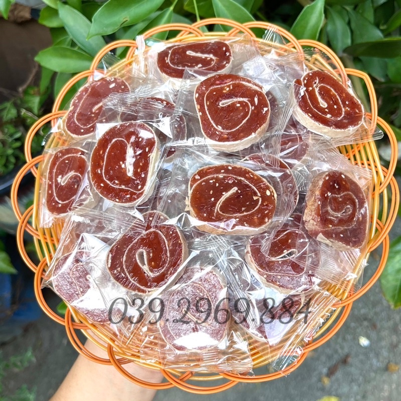 500g Custard Rolls Of Banh Chung - Tet Confectionery - Snacks | Shopee ...