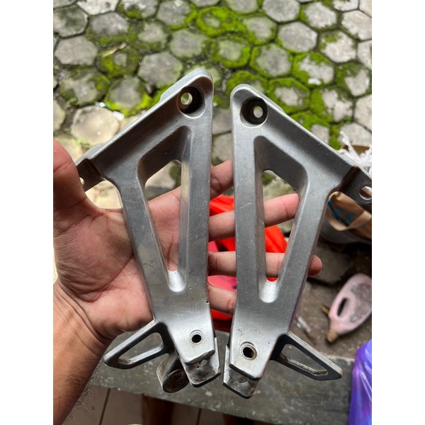 Original honda nsr sp rear step bracket | Shopee Malaysia