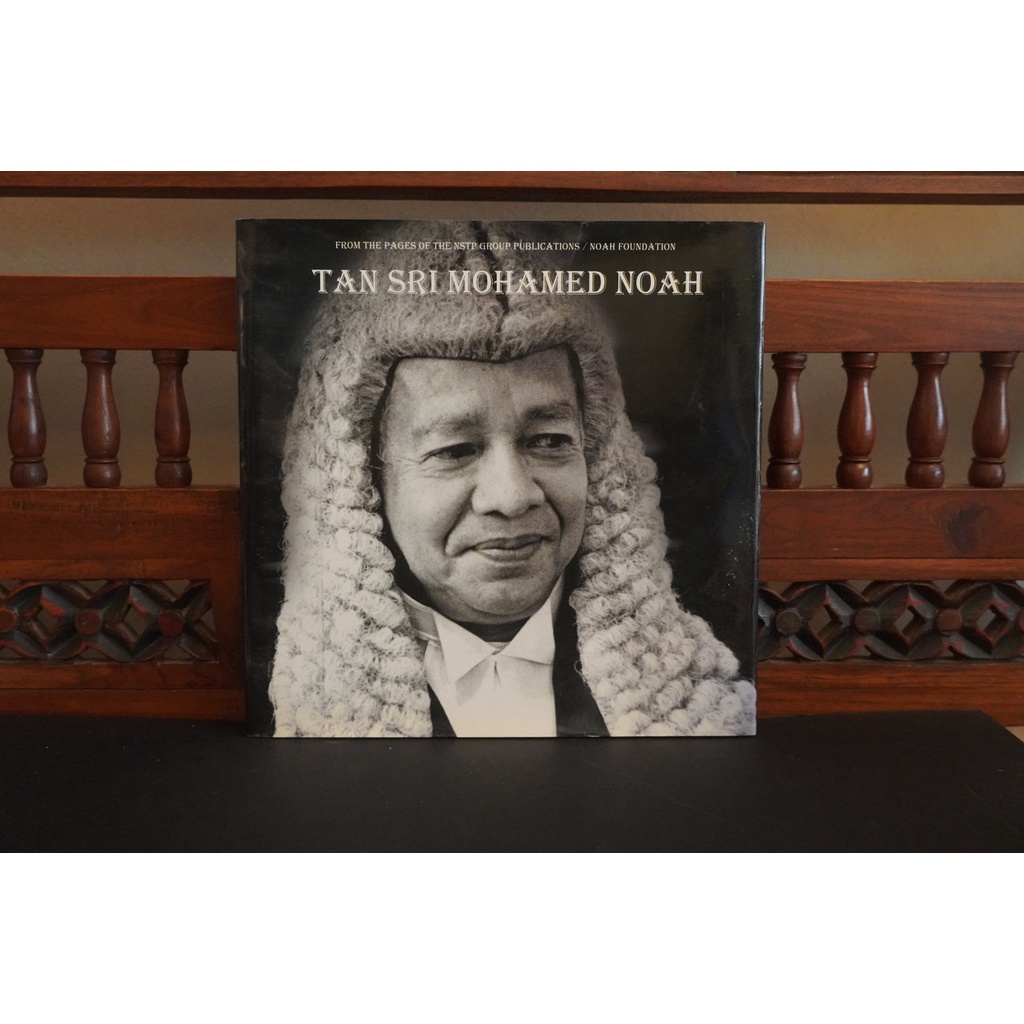 BUKU PRELOVED - BIOGRAFI TAN SRI MOHAMED NOAH BIOGRAPHY | Shopee Malaysia