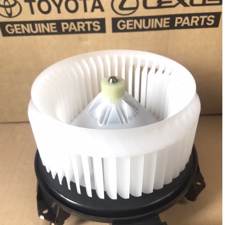 Toyota Innova indoor unit fan motor (2006 - 2021) - Genuine product ...