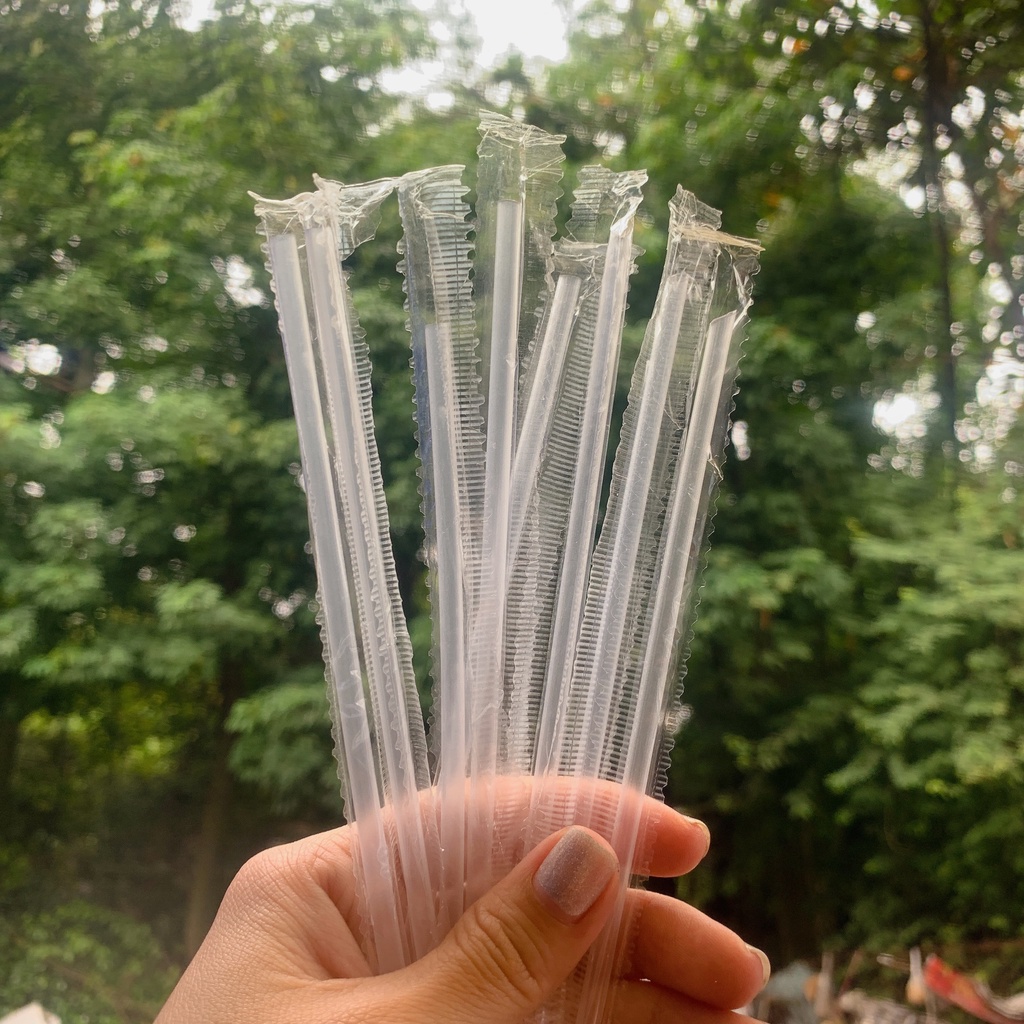Convenient disposable 4mm film-wrapped thin plastic straws, 13cm long ...