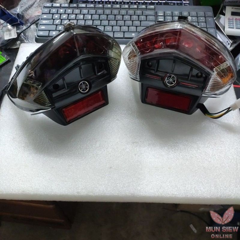 Tail Lamp Assy Lampu Belakang (Viss) Yamaha X1R Lc135 V1 Lc135v1 135lc V1 | Shopee Malaysia