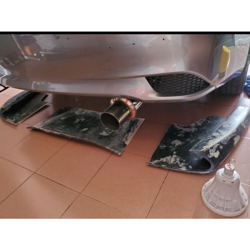 CAR REAR BUMPER DIFFUSER CUSTOM FIT FOR VIOS AND OTHERS TWIN TIP DESIGN ...