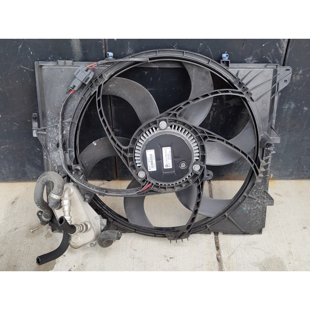 ORIGINAL BMW E90 3 Series Radiator And Cooling Condenser Fan Motor N51 ...