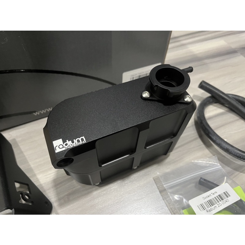 Honda FK8 Radium Coolant Tank Kit | Shopee Malaysia