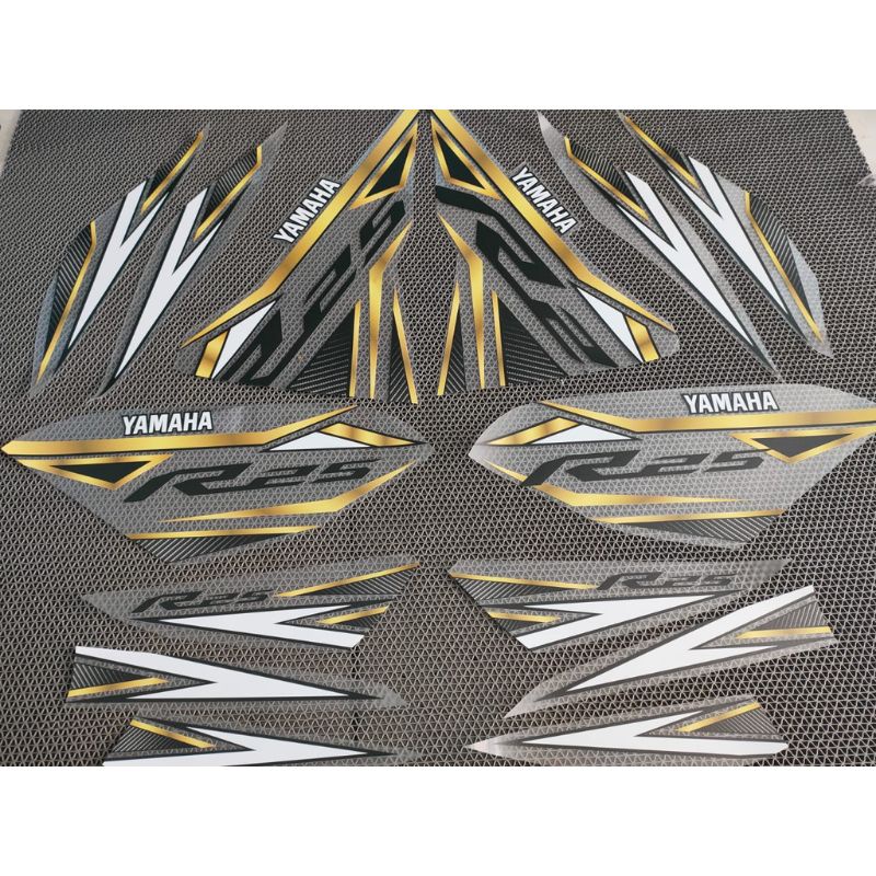 Striping Sticker List Yamaha R25 Transparent Custom List Gold Simple ...