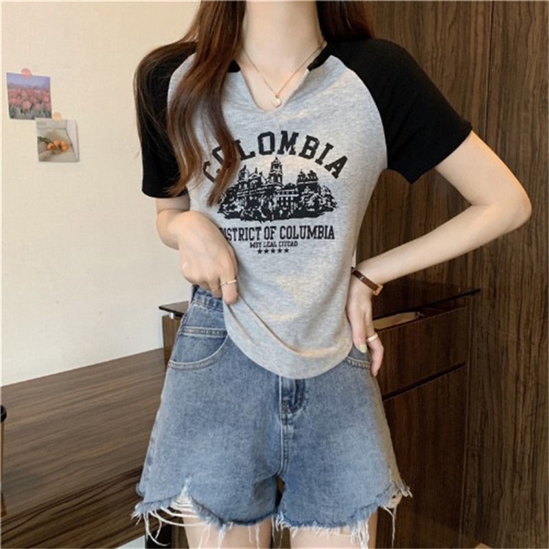 【M-5XL 40-150KG】拼色v领t恤女短款上衣纯欲风宽松显瘦大码200斤300胖mm正肩款上衣plus size extra large size oversize fat big ...