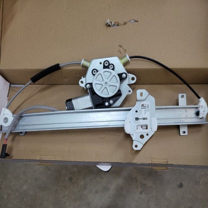 NISSAN SENTRA B14 REGULATOR POWER WINDOW GEAR WITH MOTOR | Shopee Malaysia