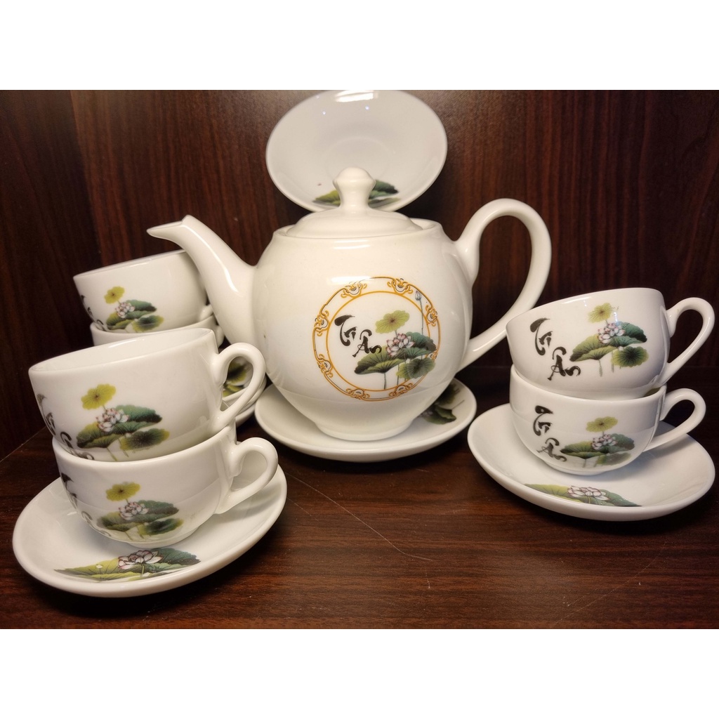 TRI Gratitude lotus tea set includes 01 ML-shaped teapot with capacity ...