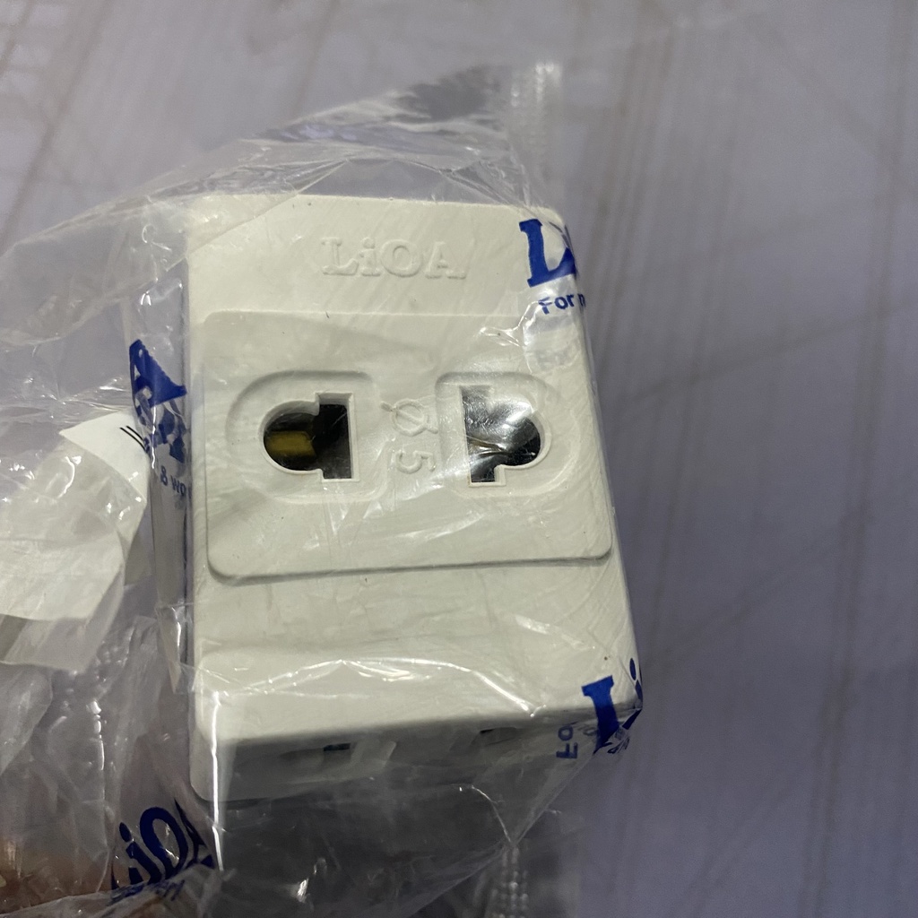 Genuine LIOA 3-way split socket - ON3NC5 round plug, ON3NCD Flat Plug ...