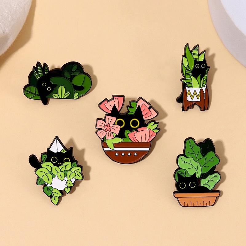 Creative Cartoon Black Funny Cat Enamel Pins Cute Animal Cat Badge ...