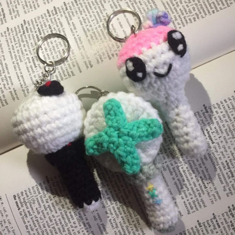 BTS/SVT/TXT CROCHET LIGHTSTICK KEYCHAIN | Shopee Malaysia