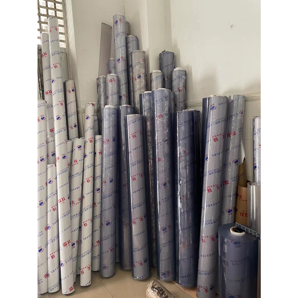 Lembaran getah lembut PVC lutsinar bebas basuh filem plastik meja makan ...