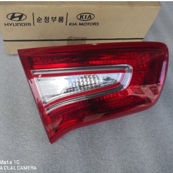 KIA SPORTAGE SL 2010 TAIL LAMP REFLECTOR / BOOT LAMP LEFT (PASSENGER ...
