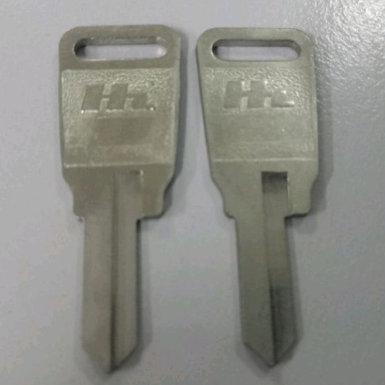 HONDA C70M / HONDA C70Z KEY (RIGHT ENGRAVED) | Shopee Malaysia