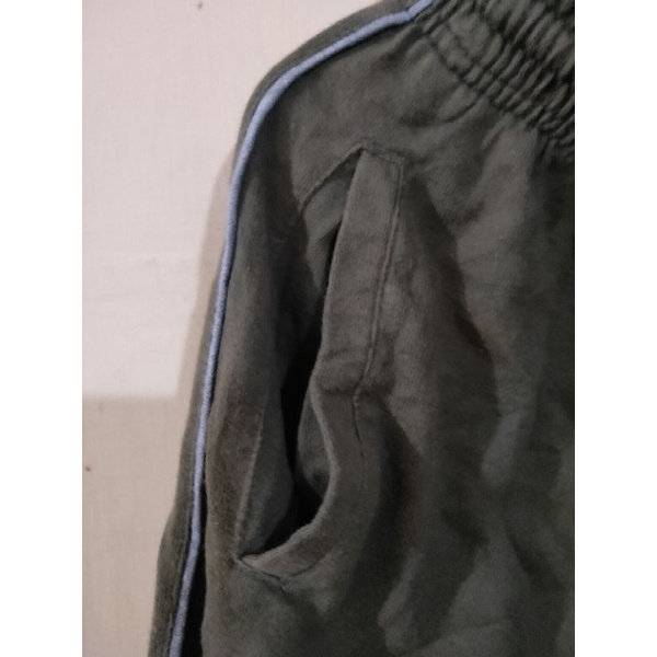 Uniqlo pen (already ordered) | Shopee Malaysia