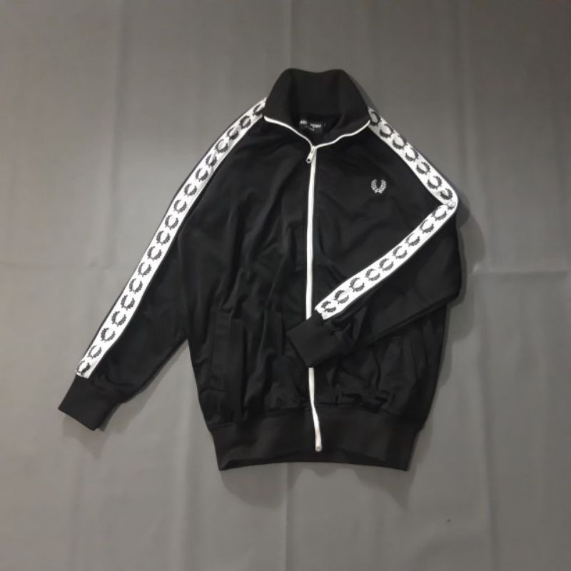 Fred PERRY BLACK TAPED FULL TAG LABEL | Shopee Malaysia