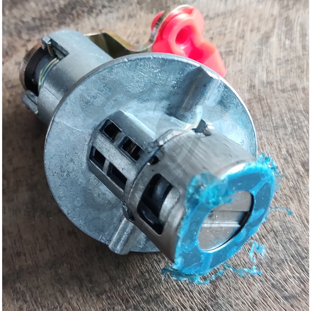 PROTON WAJA ,SAGA BLM REAR BONNET KEY LOCK | Shopee Malaysia