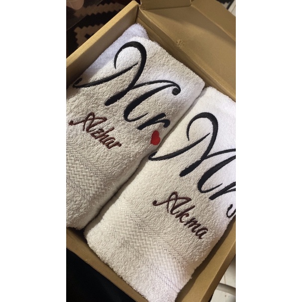 Towel Gift Set for Wedding Couple | | Free Custom Name | Hadiah Kahwin ...