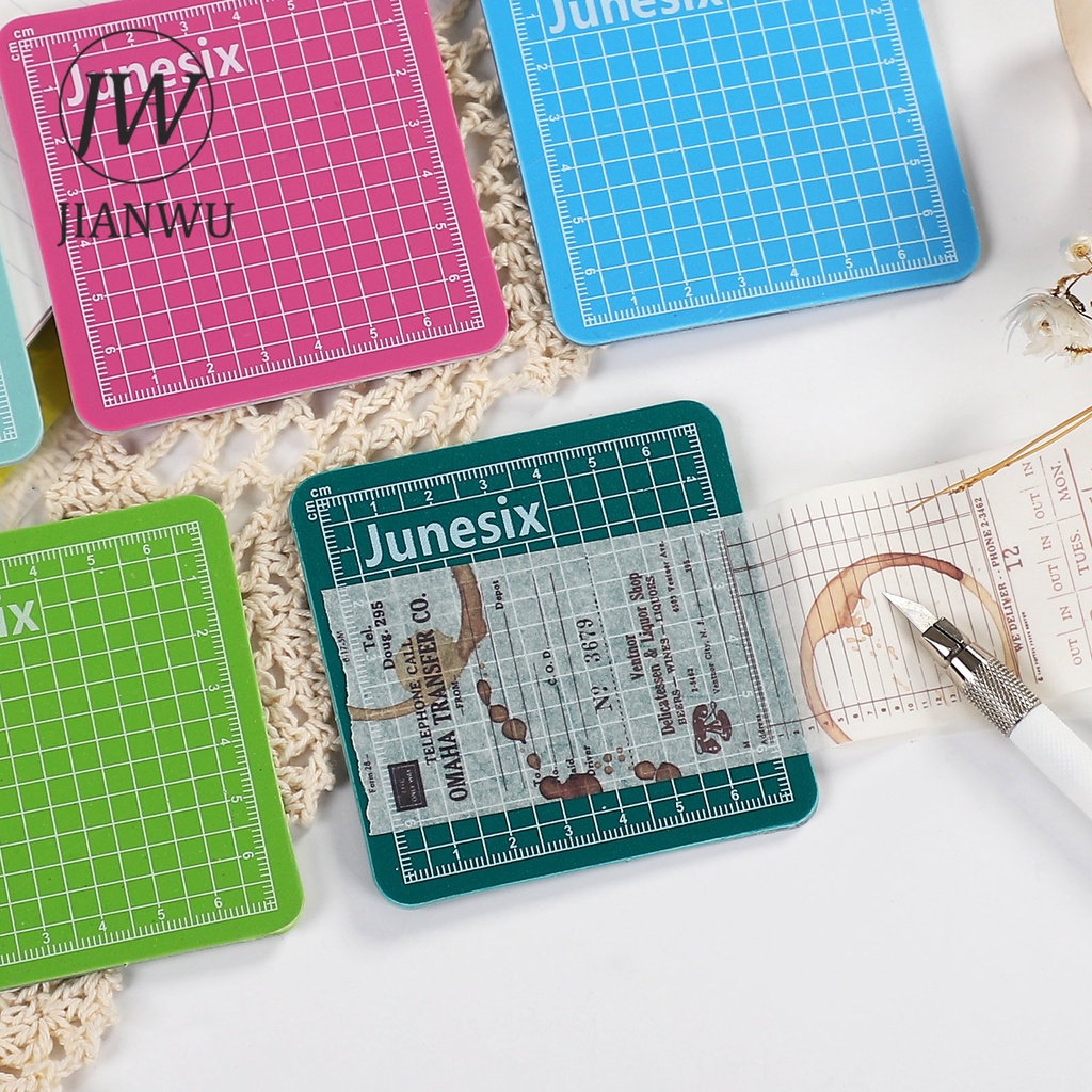 JIANWU 8*8cm Cute Mini Model Cutting Pad Creative DIY Multipurpose ...