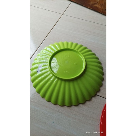 Metroplast Corrugated jumbo Size Plastic Serving Plate | Shopee Malaysia