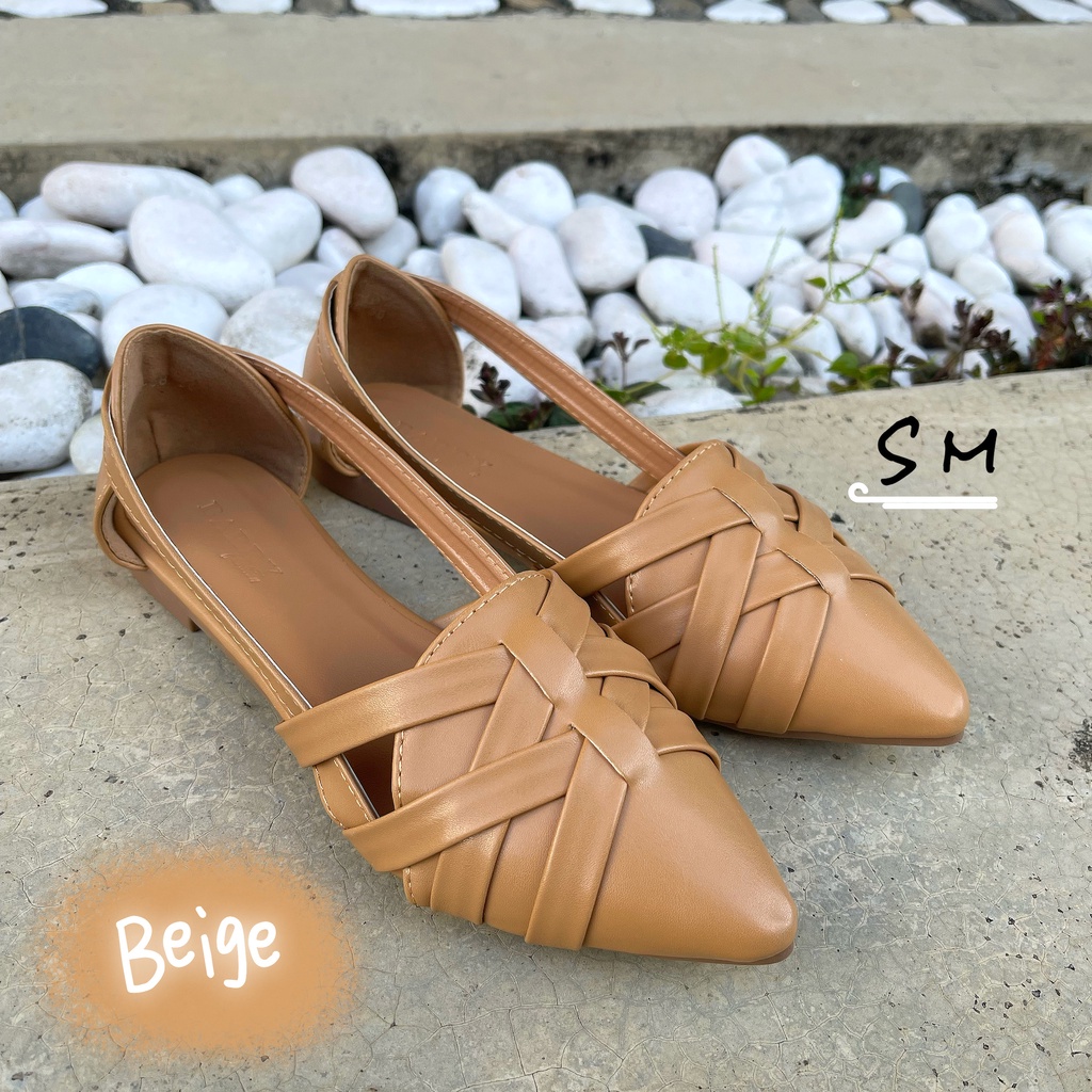 SM Bella Ready stock MY Kasut Perempuan Plus size Women plain cross ...