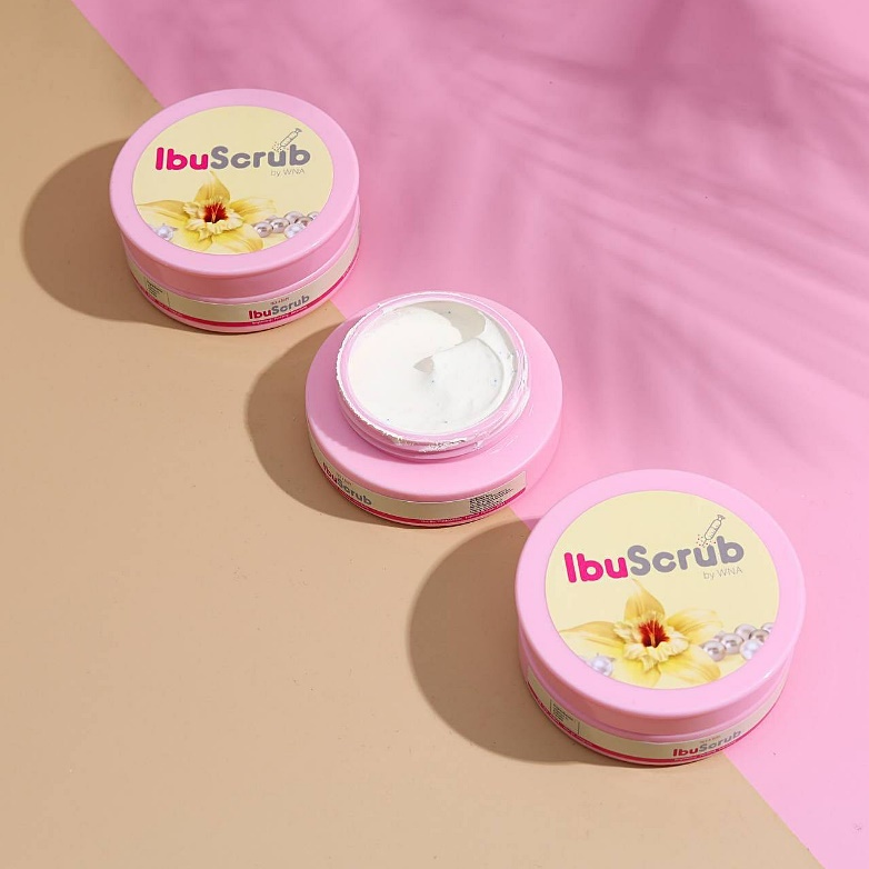 IBU SCRUB VANILLA STRAWBERRY / BOOSTER IBU SCRUB WNA / SET IBU PUTIH ...