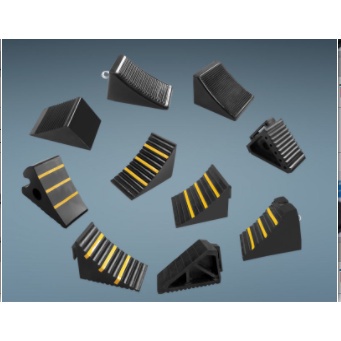 Triangle Wood Car Rubber Retainer Size Truck Tire Portable Ramp Mat ...