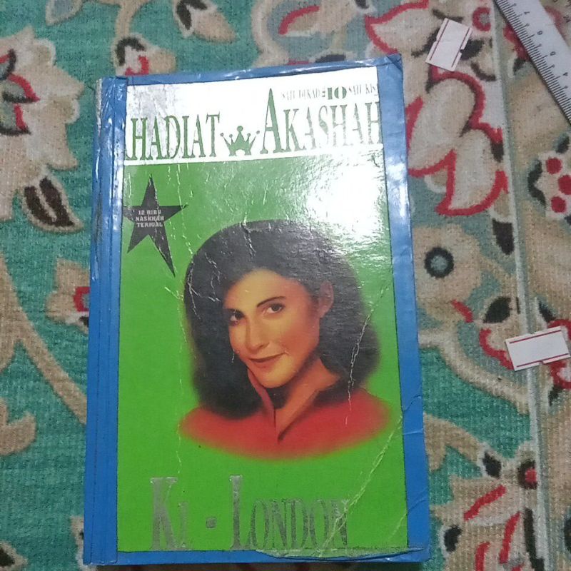 KL-London (Hadiat Akashah) | Shopee Malaysia