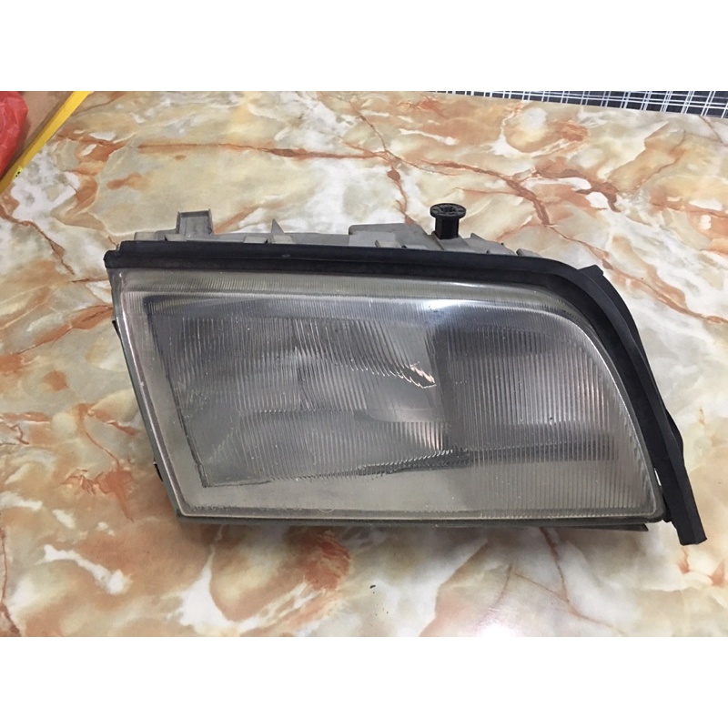 Mercedes W202 Headlight Right side used | Shopee Malaysia