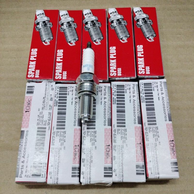 NGK PLUG MR8E-9 R15 MT15 | Shopee Malaysia
