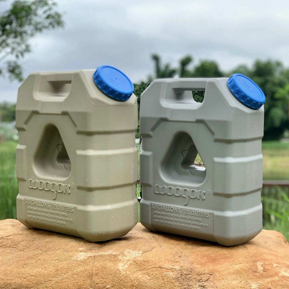 21L (5.5 Gallons) Outdoor / Camping use Water Tank / Water Jerry Can ...
