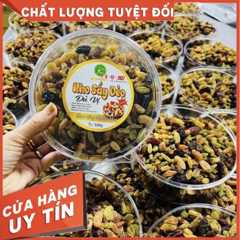 Type 1 Flexible Dried Grapes, Tet Snacks, Quality Reputation, 500gr Box ...