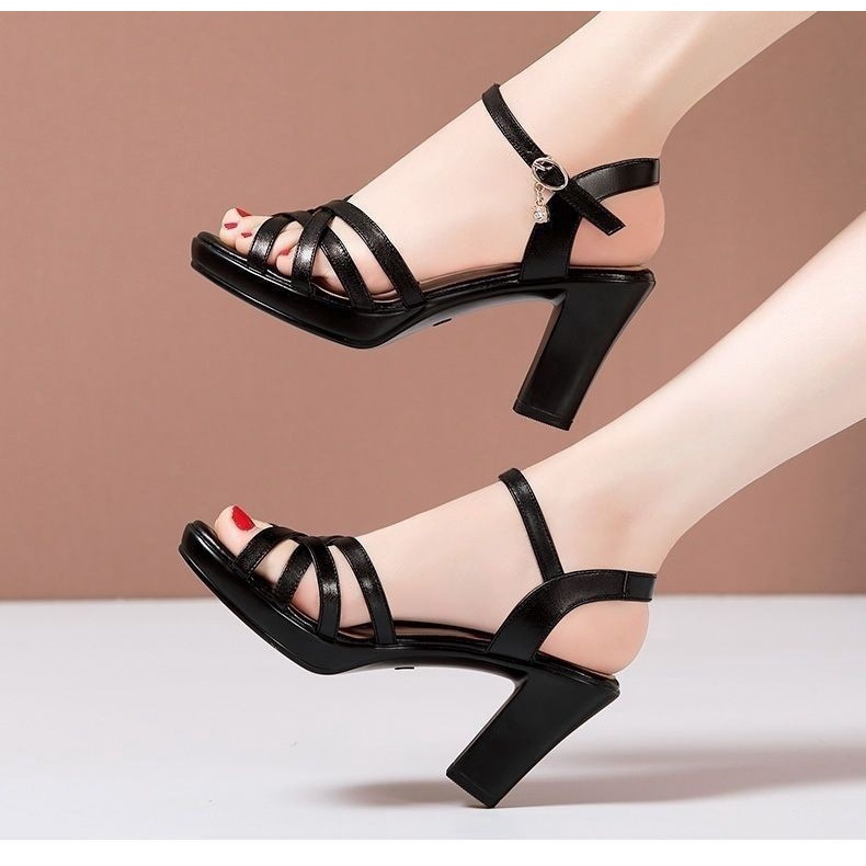 Beautiful women's high heel sandals, sturdy 7-inch square heel woven ...