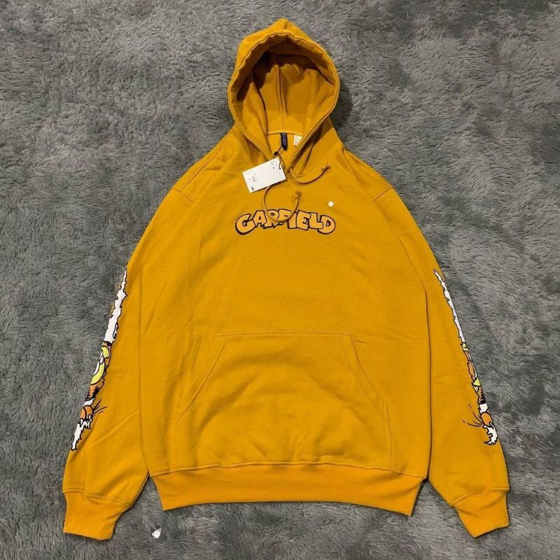 Hoodie H*M GARFIELD LABEL | Shopee Malaysia