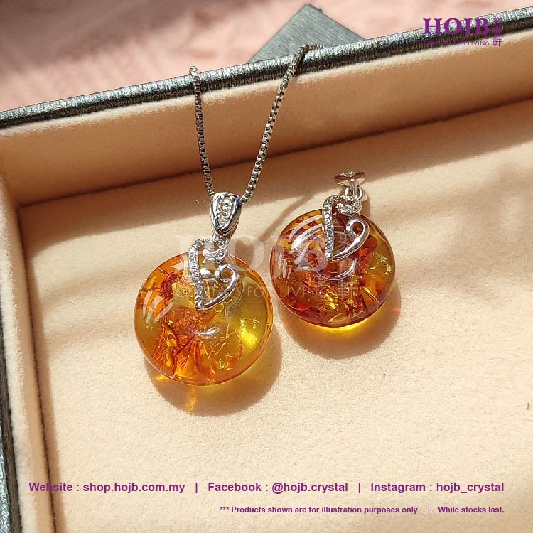 HOJB Natural Golden Flower Amber Lucky Buckle S925 Pendant 16-17mm 聚寶軒天然金花琥珀爱心"平安扣"S925银吊坠16 ...