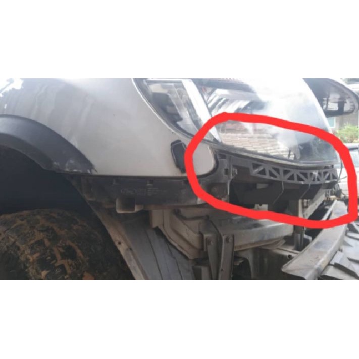 ORIGINAL FORD RANGER T6 2012 FRONT HEADLAMP LIGHT LOWER BRACKET ...