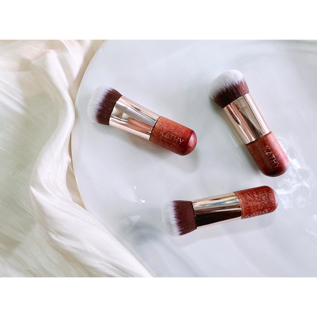 Kathy Mini travel foundation buffer brush Round head | Shopee Malaysia