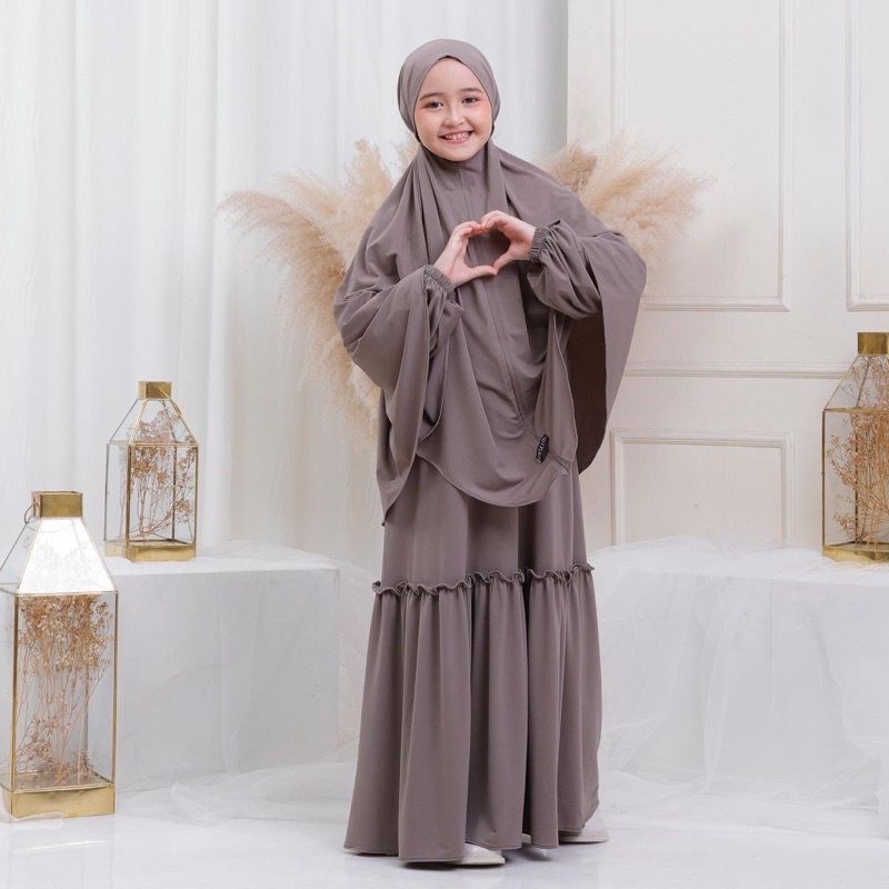Gamis for Girls 1 to 11 Years/Yumna Bergo Set by Luthfia kids | Shopee ...