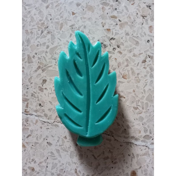 Simple leaf shaped soap carving crafts | Shopee Malaysia