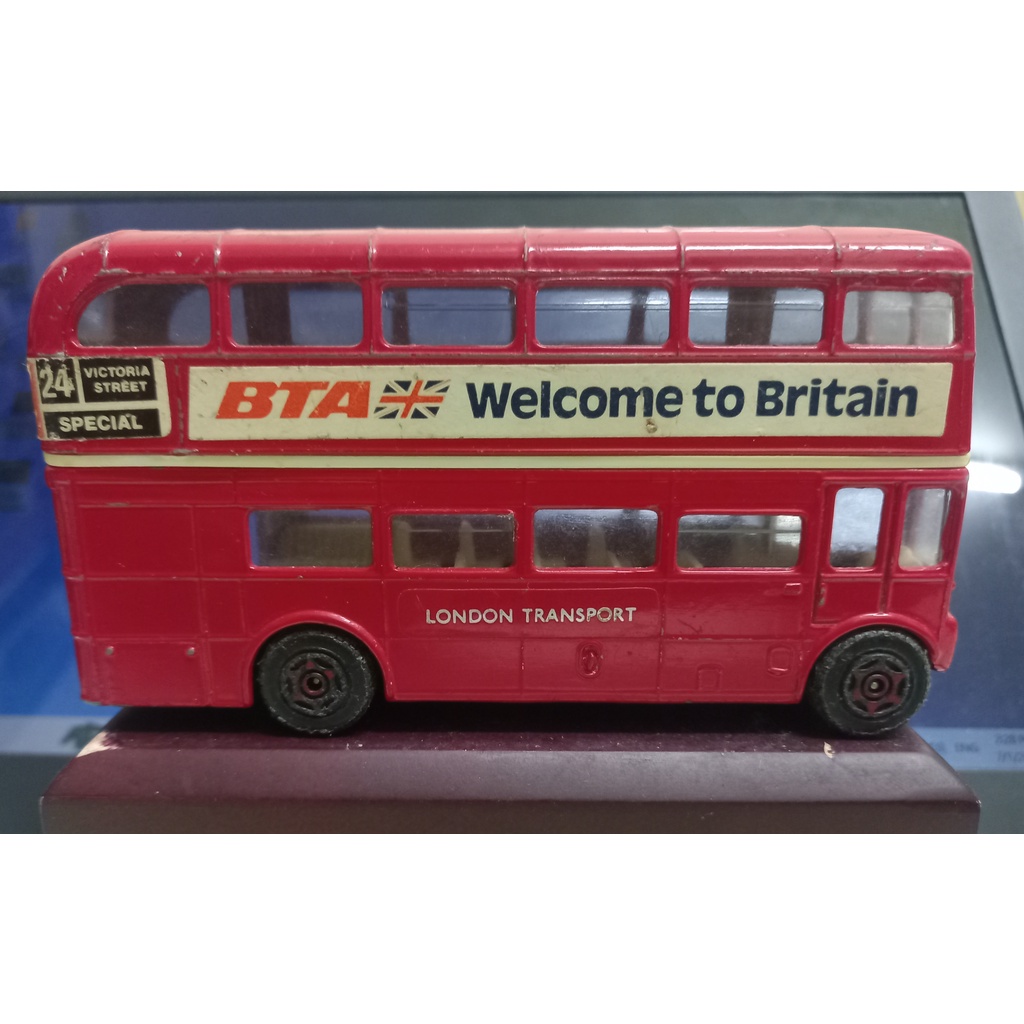 Corgi Routemaster BTA Welcome to Britain London Bus 24 - Victoria ...