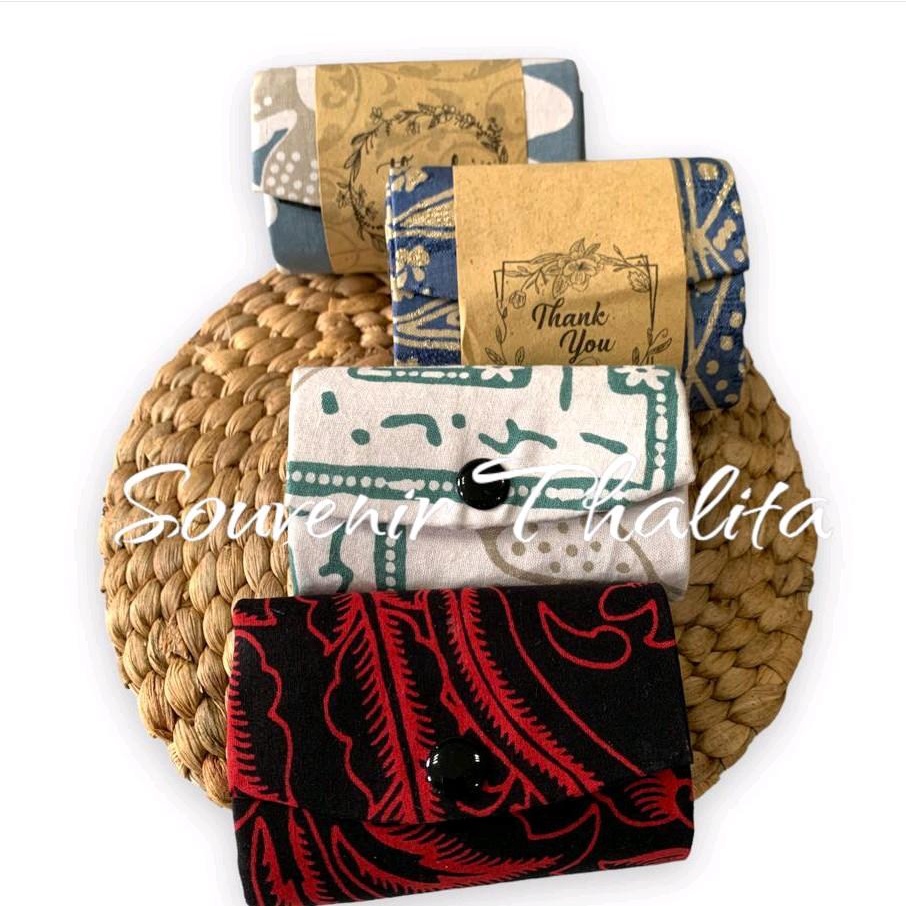 Contents 50 PCS CURRENT MODERN BATIK WALLET SOUVENIR NEWEST BATIK ...