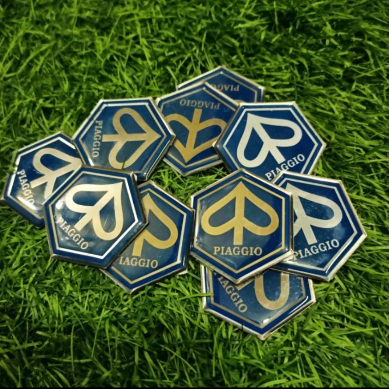 Vespa Nose emblem vespa resin Tie emblem For vespa super sprint ...